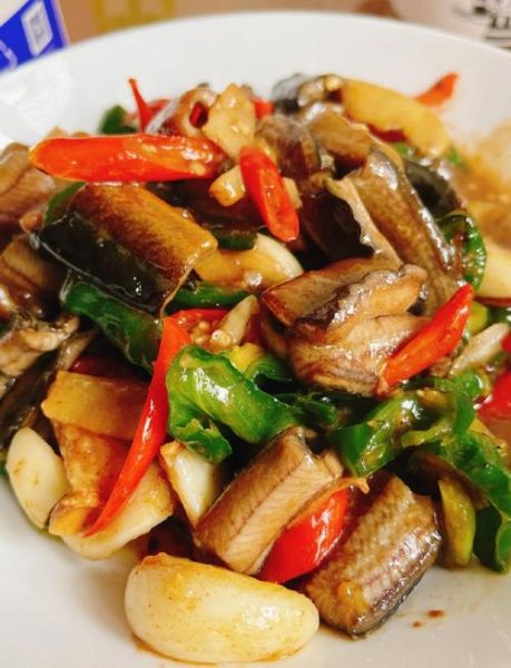 红烧黄鳝怎么做才没腥味_家常红烧黄鳝做法窍门-第2张图片-山城妙识 红烧黄鳝怎么做才没腥味_家常红烧黄鳝做法窍门-第2张图片-山城妙识