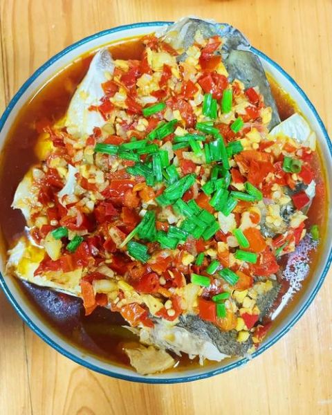 蒸鱼头怎么做才鲜嫩_蒸鱼头需要多长时间-第2张图片-山城妙识 蒸鱼头怎么做才鲜嫩_蒸鱼头需要多长时间-第2张图片-山城妙识