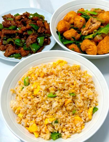 蛋炒饭怎么炒得粒粒分明_蛋炒饭美图拍摄技巧-第2张图片-山城妙识