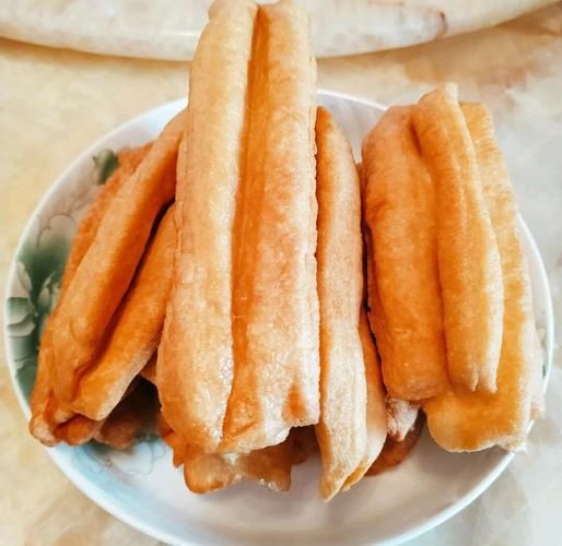 家庭做小油条简单方法_10分钟速成-第1张图片-山城妙识