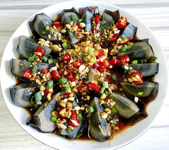 家常凉拌皮蛋怎么做好吃_皮蛋凉拌技巧-第1张图片-山城妙识 家常凉拌皮蛋怎么做好吃_皮蛋凉拌技巧-第1张图片-山城妙识