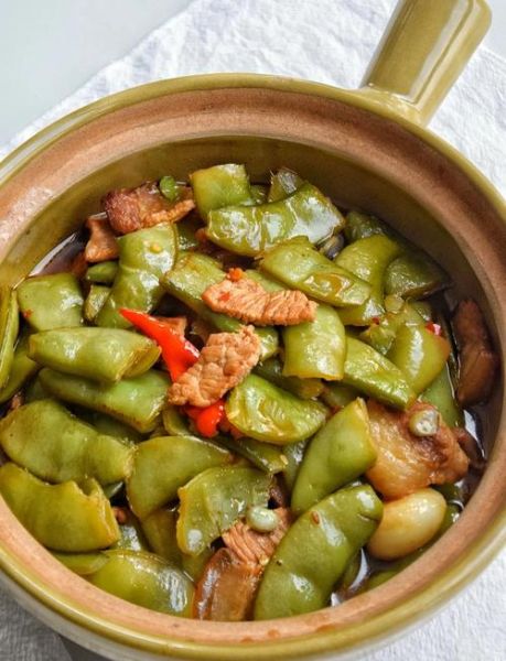 扁豆炒肉片怎么做_扁豆炒肉片用焯水吗-第2张图片-山城妙识 扁豆炒肉片怎么做_扁豆炒肉片用焯水吗-第2张图片-山城妙识