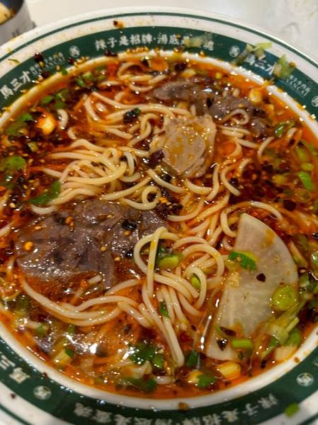 牛肉面是哪里的特色_牛肉面怎么做才好吃-第1张图片-山城妙识