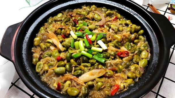 油焖蚕豆怎么做_油焖蚕豆要焯水吗-第3张图片-山城妙识 油焖蚕豆怎么做_油焖蚕豆要焯水吗-第3张图片-山城妙识