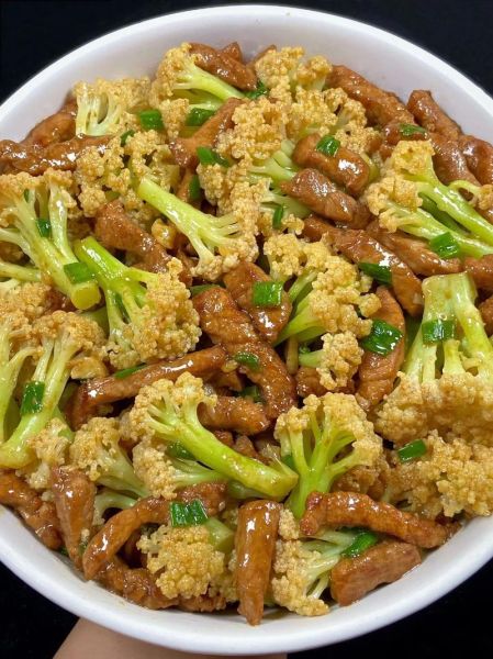 菜花炒肉片怎么炒好吃_菜花炒肉片窍门-第2张图片-山城妙识 菜花炒肉片怎么炒好吃_菜花炒肉片窍门-第2张图片-山城妙识