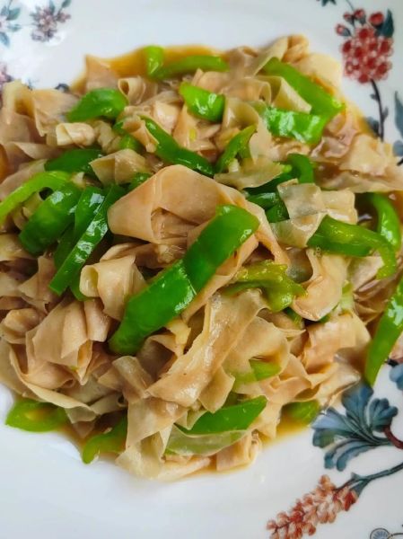 辣炒豆腐皮怎么炒_豆腐皮炒多久才入味-第2张图片-山城妙识