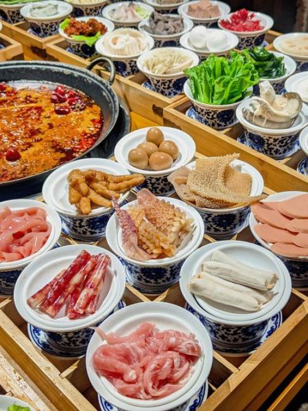 四川火锅必点的菜有哪些_四川火锅必点菜排名-第1张图片-山城妙识 四川火锅必点的菜有哪些_四川火锅必点菜排名-第1张图片-山城妙识