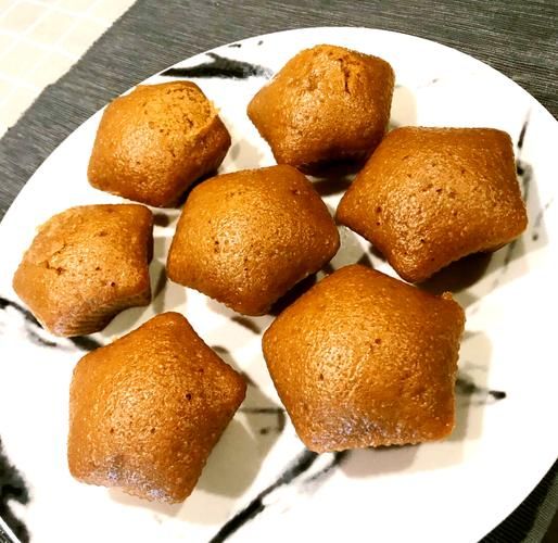 电饭煲做发糕简单做法_发糕怎么蓬松不塌陷-第1张图片-山城妙识