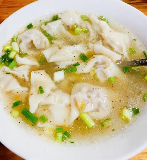 抄手怎么包才不散_正宗抄手汤底配方-第2张图片-山城妙识 抄手怎么包才不散_正宗抄手汤底配方-第2张图片-山城妙识