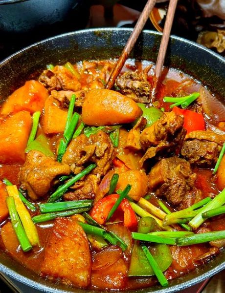 芋儿烧鸡怎么做才入味_川味窍门有哪些-第3张图片-山城妙识 芋儿烧鸡怎么做才入味_川味窍门有哪些-第3张图片-山城妙识