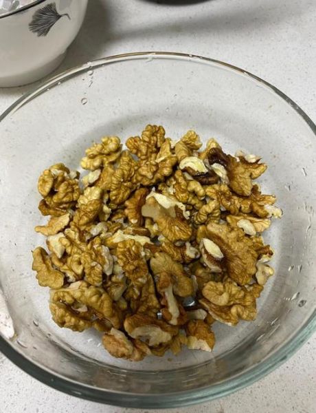 怎么炒核桃仁好吃_核桃仁怎么炒才香脆-第1张图片-山城妙识