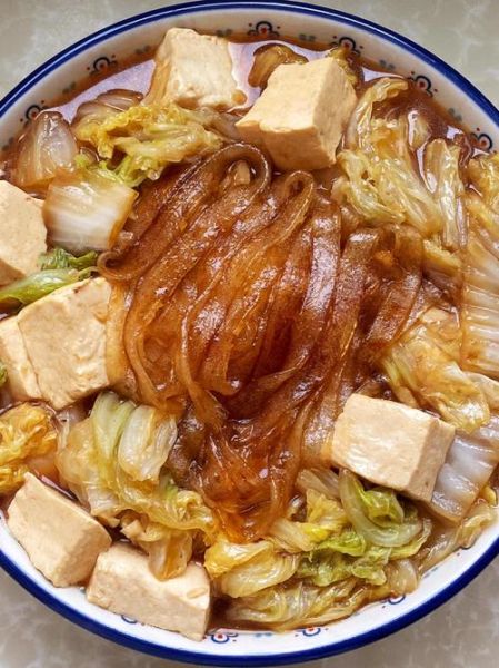 白菜炖豆腐怎么烧好吃_家常做法-第1张图片-山城妙识 白菜炖豆腐怎么烧好吃_家常做法-第1张图片-山城妙识