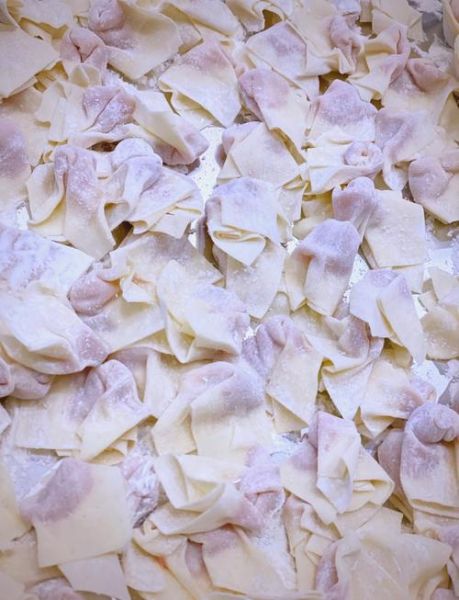 四川抄手怎么包_四川抄手馅料配方-第3张图片-山城妙识 四川抄手怎么包_四川抄手馅料配方-第3张图片-山城妙识