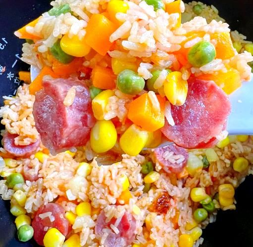 电饭煲广式煲仔饭怎么做_广式腊肠煲仔饭用电饭煲做法-第2张图片-山城妙识