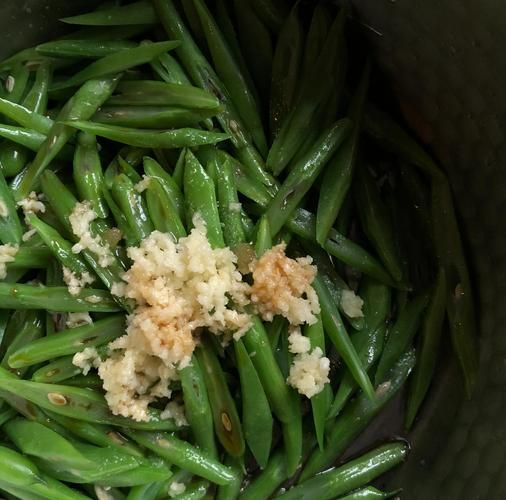 凉拌豆角煮多久能熟窍门_豆角焯水几分钟才脆绿-第1张图片-山城妙识 凉拌豆角煮多久能熟窍门_豆角焯水几分钟才脆绿-第1张图片-山城妙识