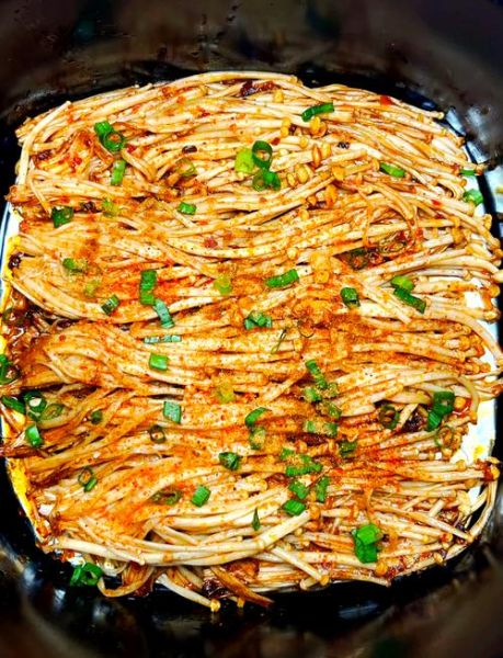 油炸金针菇怎么做_油炸金针菇需要焯水吗-第1张图片-山城妙识 油炸金针菇怎么做_油炸金针菇需要焯水吗-第1张图片-山城妙识