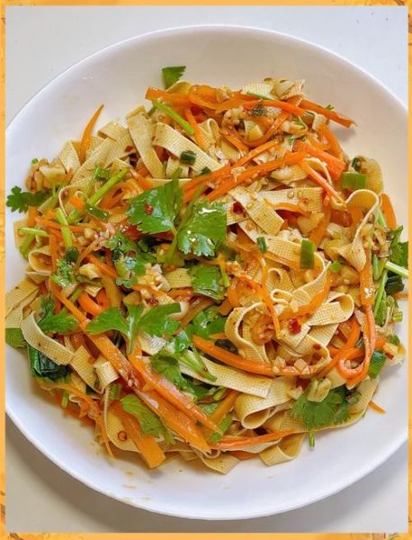 凉拌豆腐丝怎么做好吃_凉拌豆腐丝热量高吗-第2张图片-山城妙识