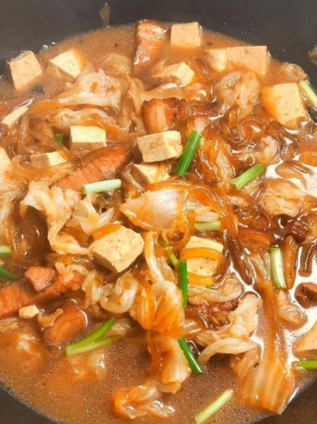 大锅菜歌曲_大锅菜歌词什么意思-第1张图片-山城妙识 大锅菜歌曲_大锅菜歌词什么意思-第1张图片-山城妙识