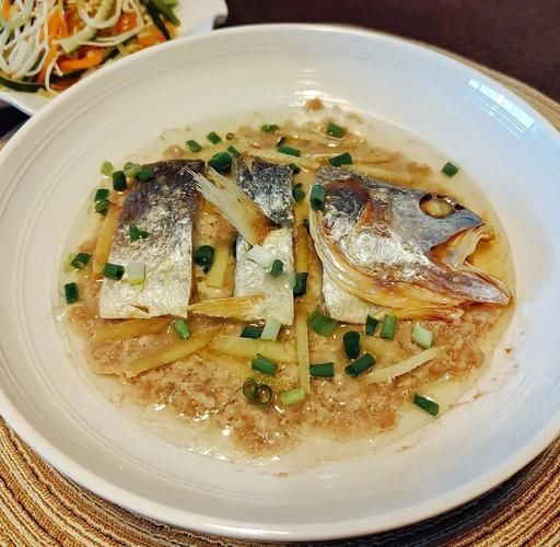 咸鱼蒸五花肉怎么做_蒸多久才入味-第1张图片-山城妙识 咸鱼蒸五花肉怎么做_蒸多久才入味-第1张图片-山城妙识