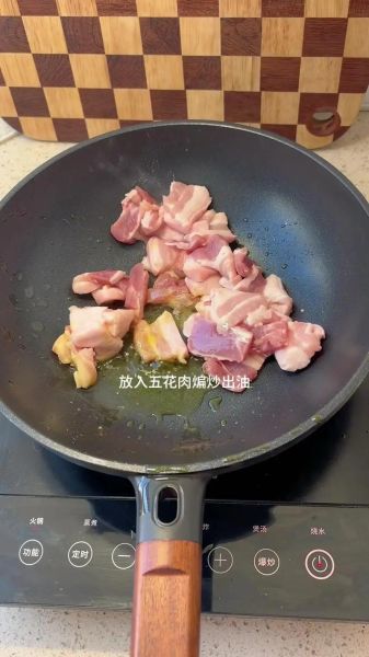 东北豆角炖土豆怎么做_东北豆角炖土豆用不用焯水-第3张图片-山城妙识
