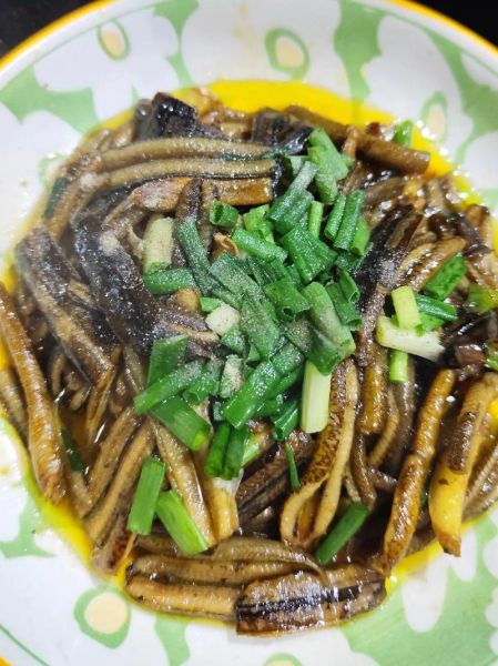 爆炒鳝丝怎么做好吃_爆炒鳝丝的家常做法-第1张图片-山城妙识 爆炒鳝丝怎么做好吃_爆炒鳝丝的家常做法-第1张图片-山城妙识