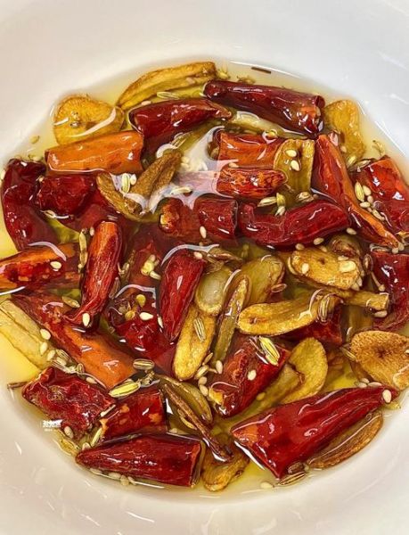 辣椒油怎么做才香_辣椒油的做法步骤-第1张图片-山城妙识 辣椒油怎么做才香_辣椒油的做法步骤-第1张图片-山城妙识