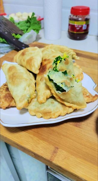 韭菜盒子怎么做好吃_韭菜盒子做法视频教程-第1张图片-山城妙识 韭菜盒子怎么做好吃_韭菜盒子做法视频教程-第1张图片-山城妙识