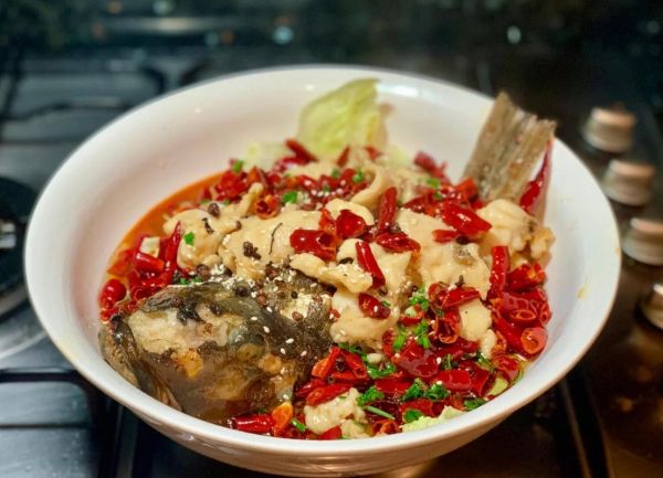 正宗四川沸腾鱼怎么做_沸腾鱼片用哪种辣椒-第3张图片-山城妙识