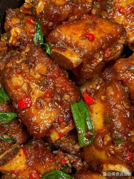 吮指排骨怎么做才好吃_吮指排骨的家常做法-第2张图片-山城妙识