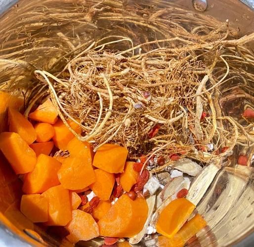 五指毛桃煲猪骨汤的做法_五指毛桃猪骨汤功效-第3张图片-山城妙识 五指毛桃煲猪骨汤的做法_五指毛桃猪骨汤功效-第3张图片-山城妙识