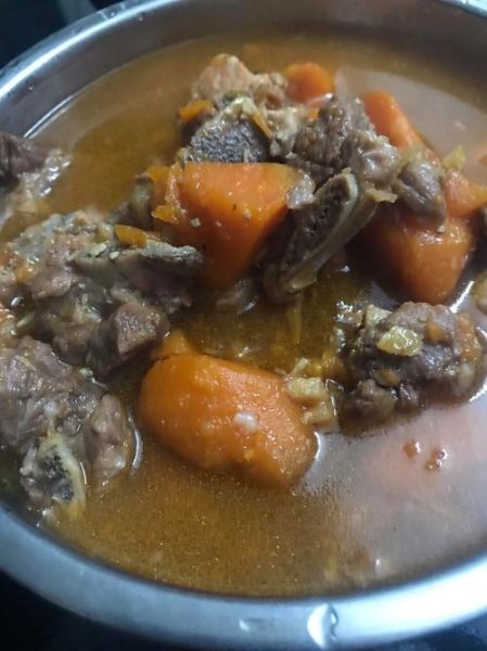 红烧萝卜排骨怎么做_萝卜排骨要不要焯水-第3张图片-山城妙识