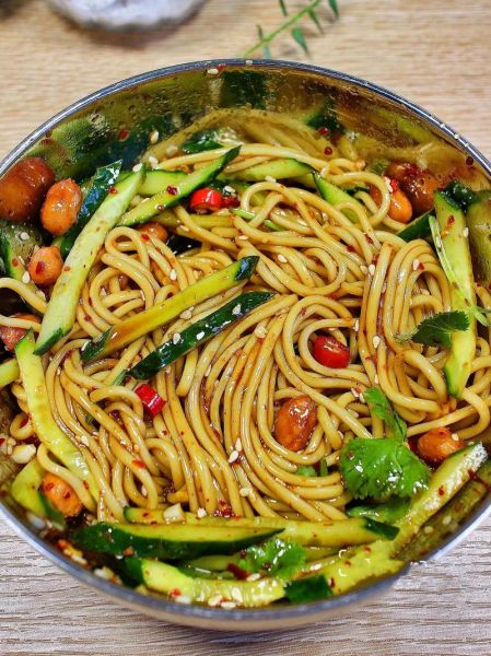 凉拌面条怎么做_凉拌面条用什么面条最好-第3张图片-山城妙识 凉拌面条怎么做_凉拌面条用什么面条最好-第3张图片-山城妙识