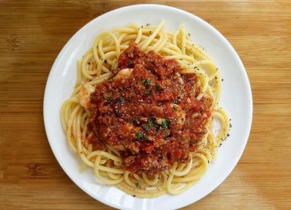 意大利番茄肉酱怎么做_正宗肉酱面秘诀-第1张图片-山城妙识