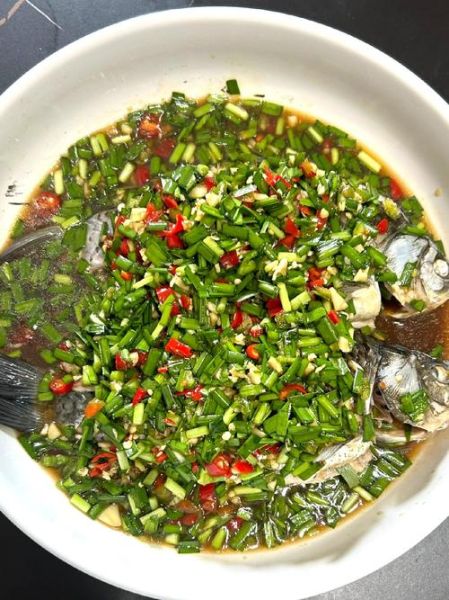 凉拌鲫鱼怎么做_家常做法窍门-第2张图片-山城妙识