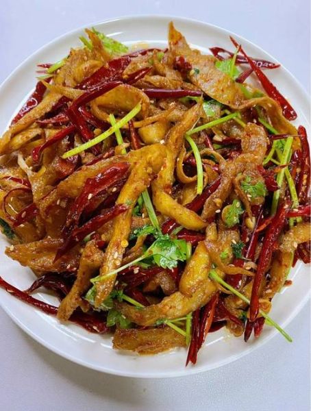 油面筋炒素怎么做_油面筋炒素的家常做法-第1张图片-山城妙识