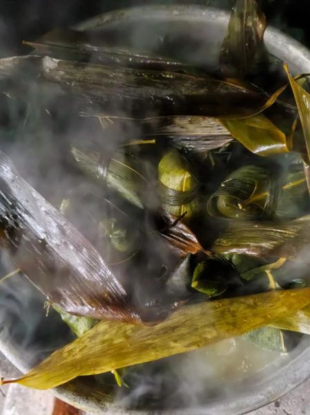 煮粽子要煮多久时间_粽子煮多久才熟-第3张图片-山城妙识