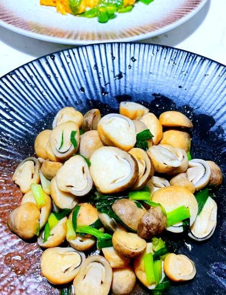 新鲜草菇怎么做好吃_草菇炒什么最香-第1张图片-山城妙识