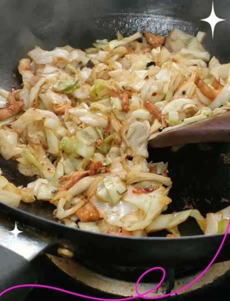 莲白炒肉怎么做_莲白炒肉用哪个部位肉-第1张图片-山城妙识 莲白炒肉怎么做_莲白炒肉用哪个部位肉-第1张图片-山城妙识