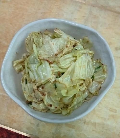 莲白炒肉怎么做_莲白炒肉用哪个部位肉-第2张图片-山城妙识 莲白炒肉怎么做_莲白炒肉用哪个部位肉-第2张图片-山城妙识