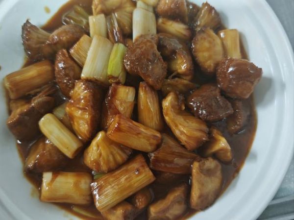 猴头菇配什么菜炒着吃_猴头菇炒什么最香-第2张图片-山城妙识