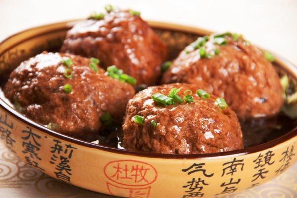 狮子头是哪里的菜_狮子头属于哪个菜系-第2张图片-山城妙识 狮子头是哪里的菜_狮子头属于哪个菜系-第2张图片-山城妙识