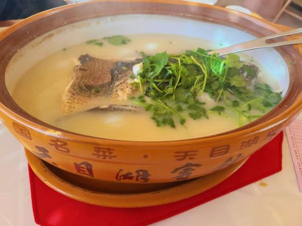 砂锅炖鱼汤怎么做_砂锅炖鱼汤的家常做法-第3张图片-山城妙识 砂锅炖鱼汤怎么做_砂锅炖鱼汤的家常做法-第3张图片-山城妙识