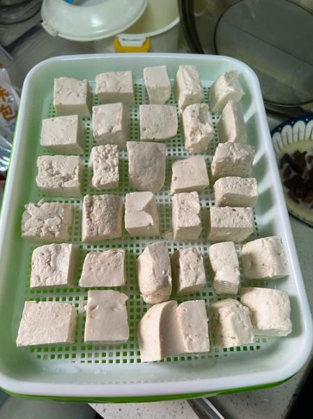 老式豆腐乳怎么做_传统豆腐乳制作步骤-第2张图片-山城妙识