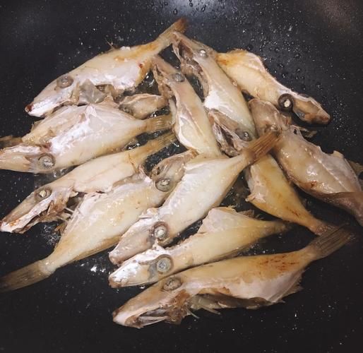 剥皮鱼为什么要剥皮_剥皮鱼怎么处理干净-第2张图片-山城妙识 剥皮鱼为什么要剥皮_剥皮鱼怎么处理干净-第2张图片-山城妙识