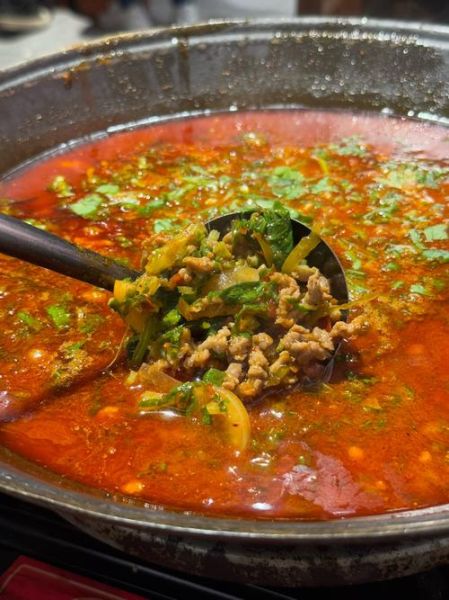 牛肉火锅怎么做_牛肉火锅做法大全视频-第1张图片-山城妙识 牛肉火锅怎么做_牛肉火锅做法大全视频-第1张图片-山城妙识