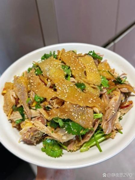 盐焗手撕鸡怎么做_正宗做法步骤-第3张图片-山城妙识 盐焗手撕鸡怎么做_正宗做法步骤-第3张图片-山城妙识