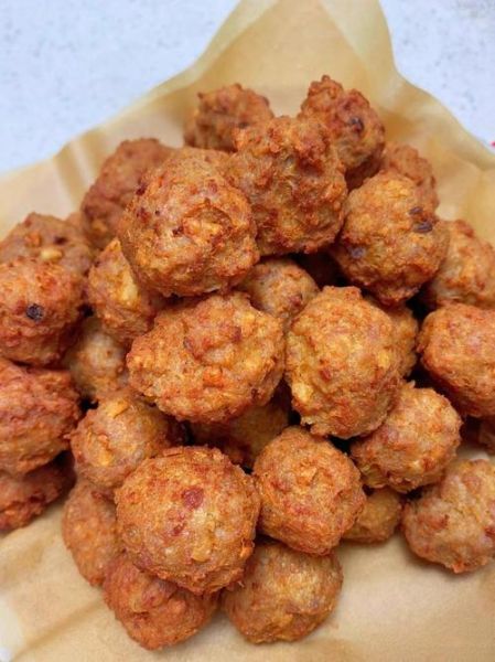 家常炸肉丸子用什么肉_炸肉丸子怎么调馅才酥脆-第2张图片-山城妙识 家常炸肉丸子用什么肉_炸肉丸子怎么调馅才酥脆-第2张图片-山城妙识