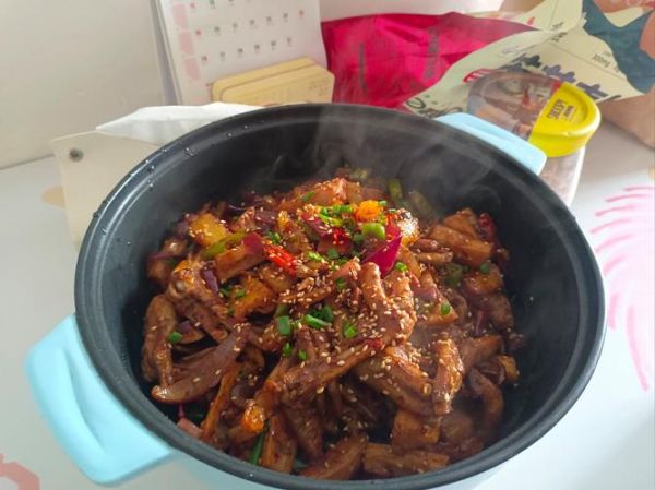 干锅鸭掌怎么做好吃又简单_干锅鸭掌家常做法-第3张图片-山城妙识