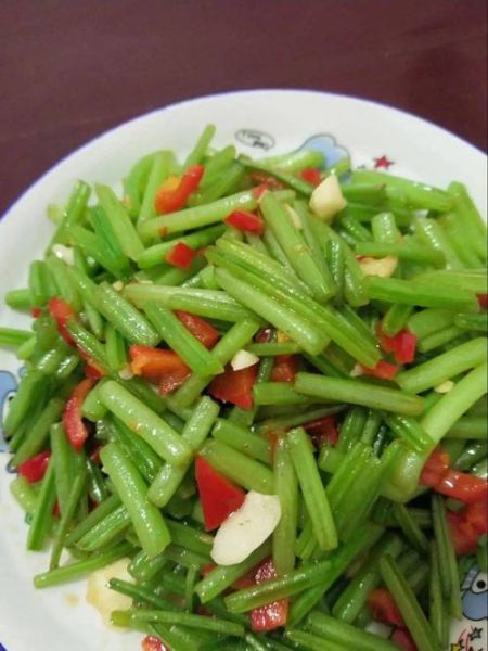 山芋藤怎么炒才好吃_山芋藤炒之前要不要焯水-第2张图片-山城妙识 山芋藤怎么炒才好吃_山芋藤炒之前要不要焯水-第2张图片-山城妙识