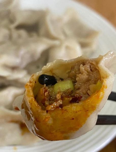 猪肉大葱饺子馅怎么调才好吃_饺子馅调制的秘诀-第1张图片-山城妙识